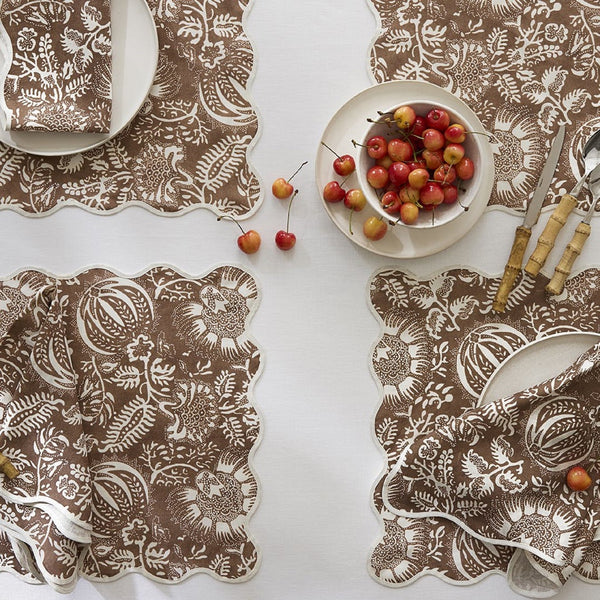 Matouk Schumacher Granada Table Linens (Chestnut) | Fine Linen Online ...