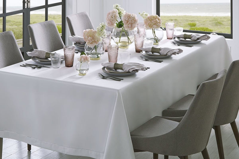 Luxury Bedding, Fine Table Linens, Luxury Bath Towels amd Rugs